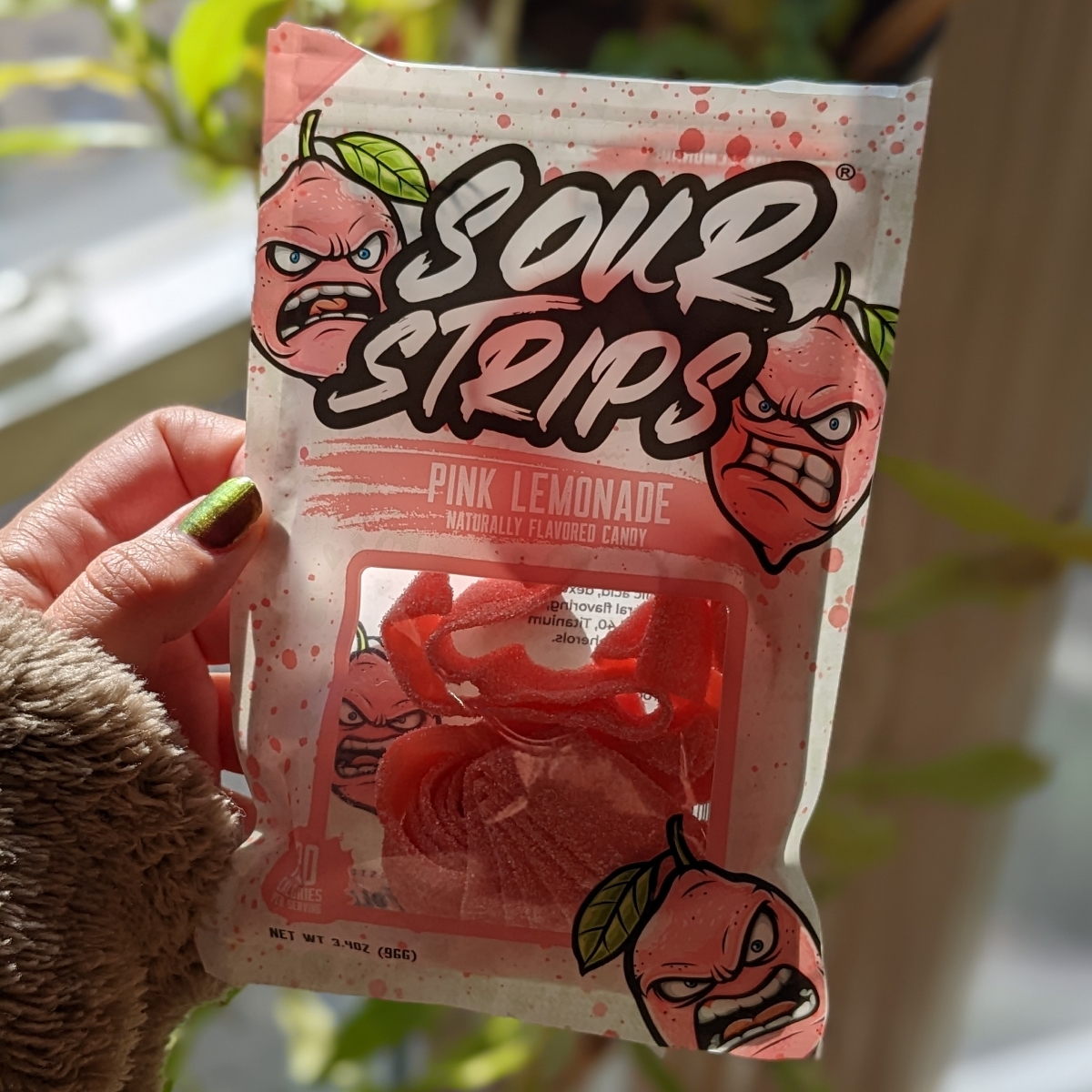 Sour Strips Pink Lemonade from Sour Strips - Vegan Product Reviews ...