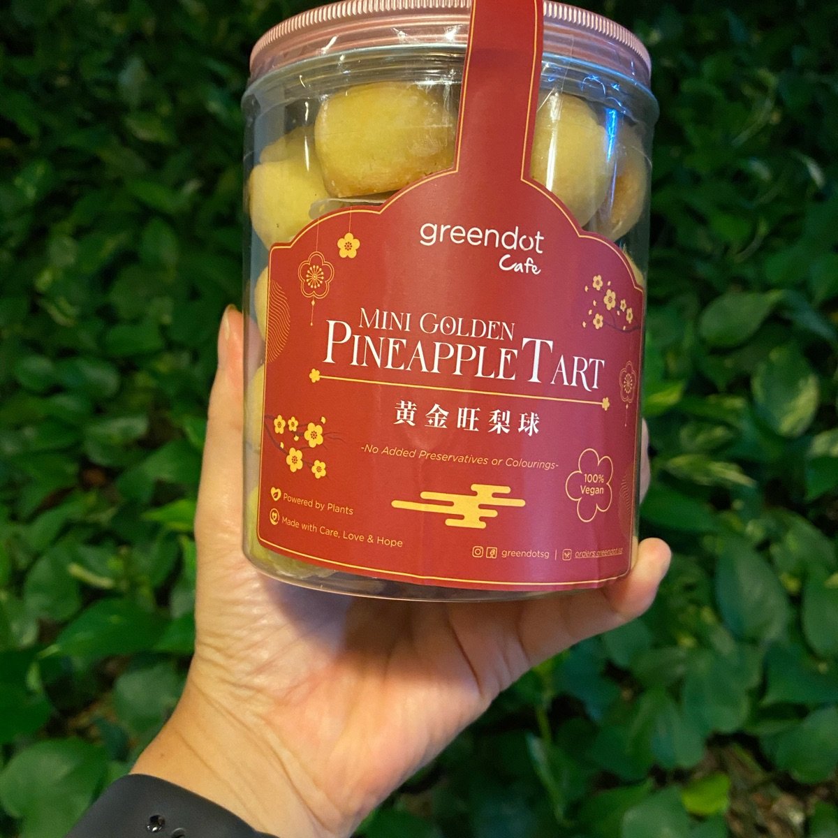 Mini Golden Pineapple Tart from Greendot - Vegan Product Reviews ...