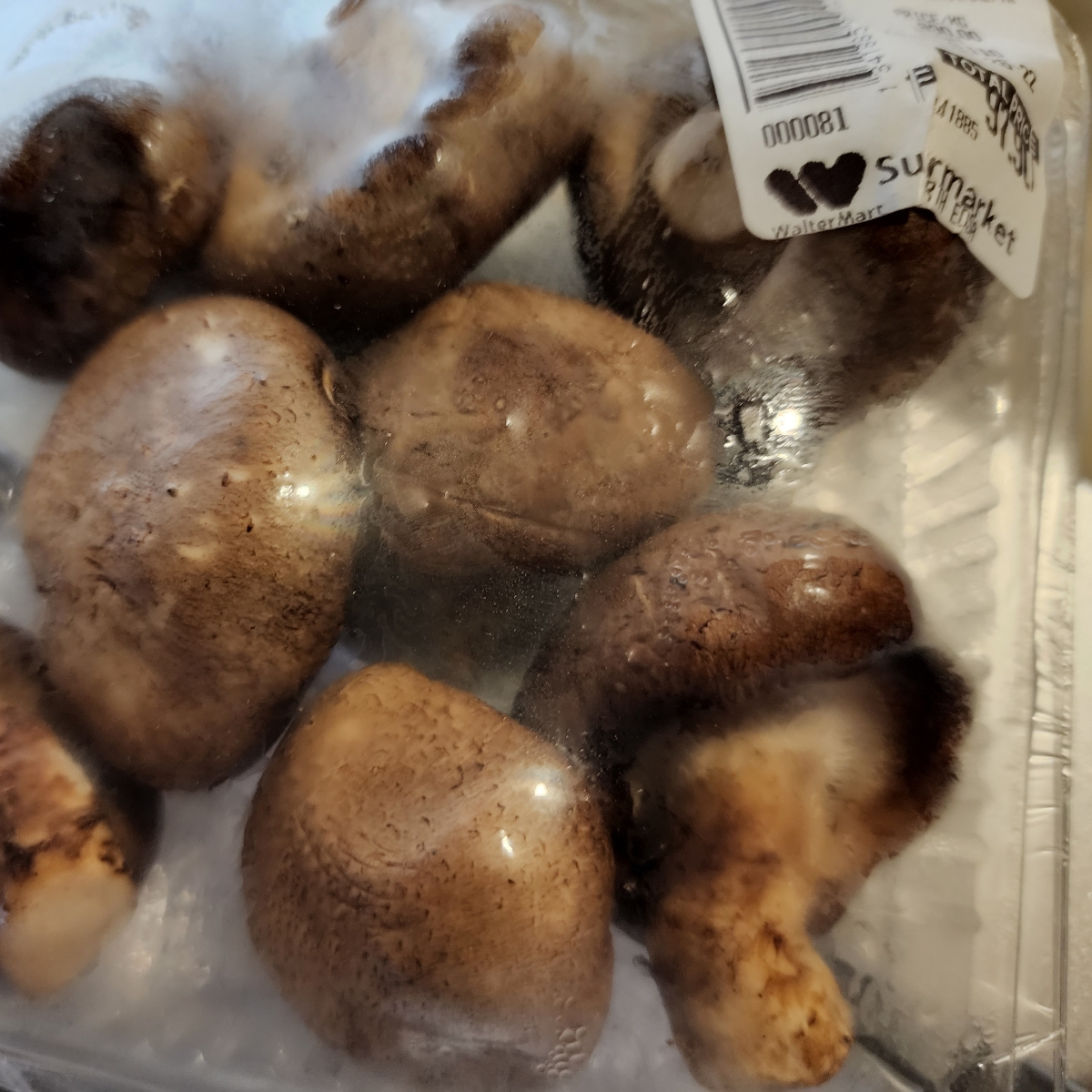 Shitake Mushroom from WalterMart Supermarket - Vegan Product Reviews ...