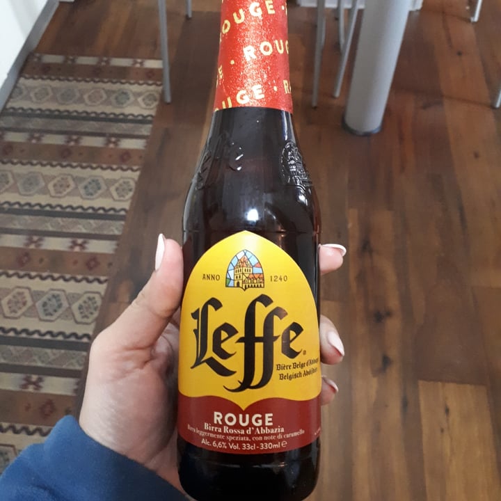 Leffe Rouge Review | abillion