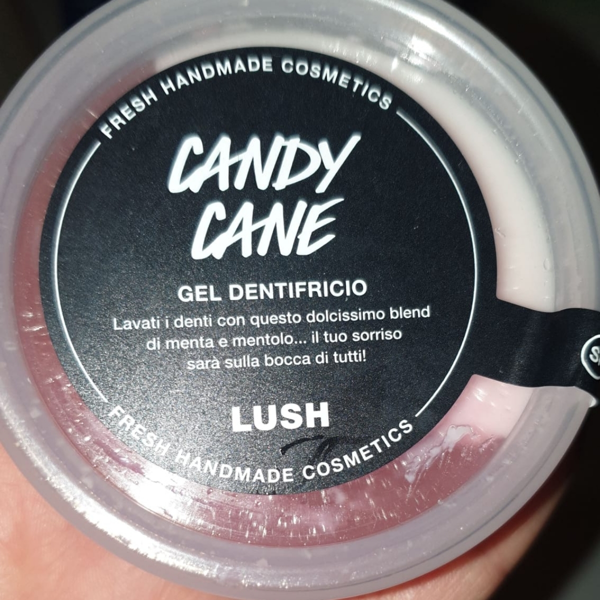 Candy cane gel dentifricio from LUSH Fresh Handmade Cosmetics - Vegan ...