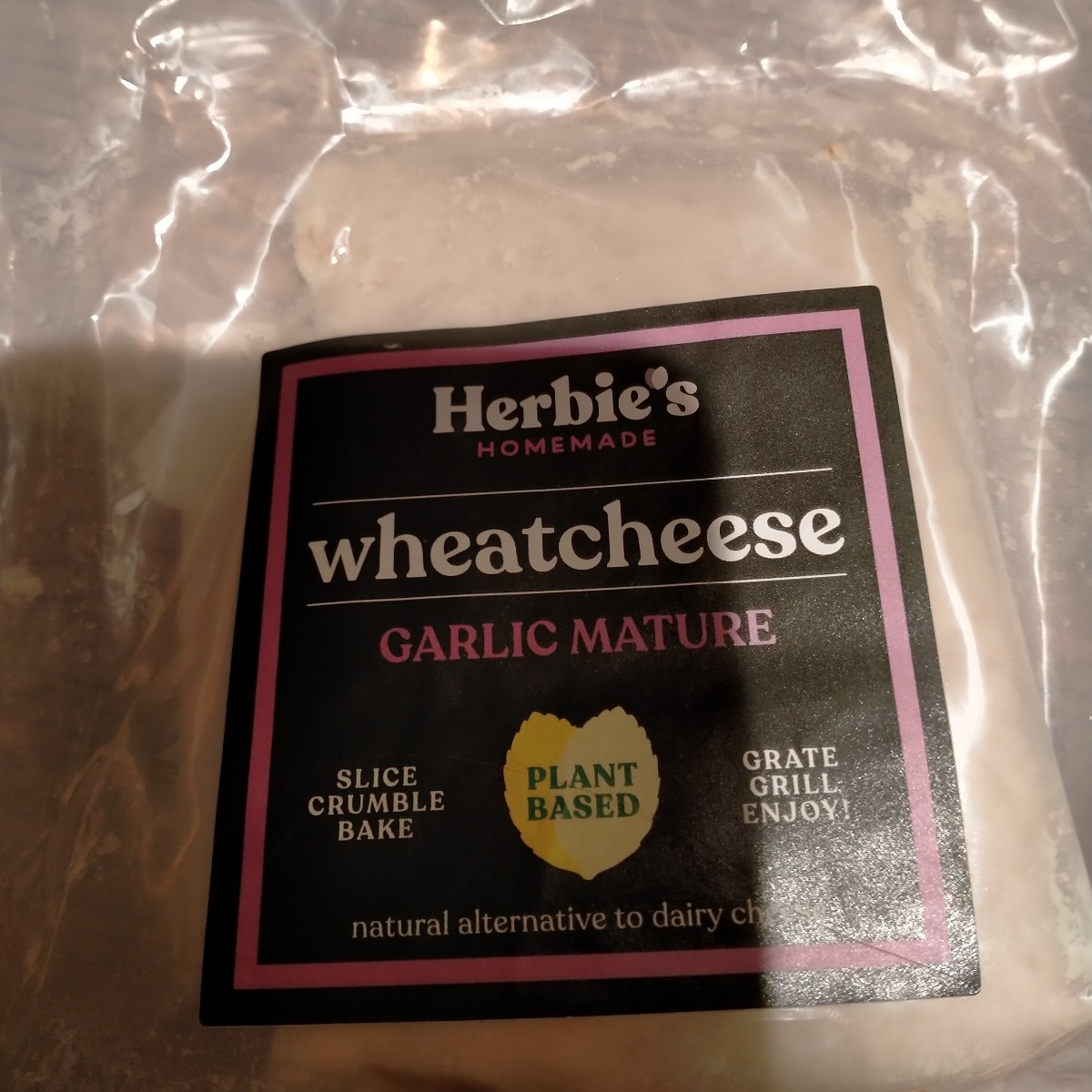 Garlic Wheatcheese from Herbies - Vegan Product Reviews & Ratings ...