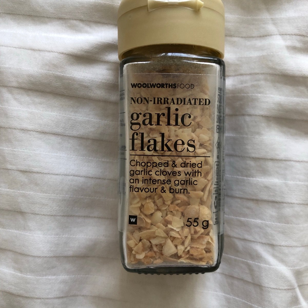Garlic flakes from Woolworths - Vegan Product Reviews & Ratings | abillion