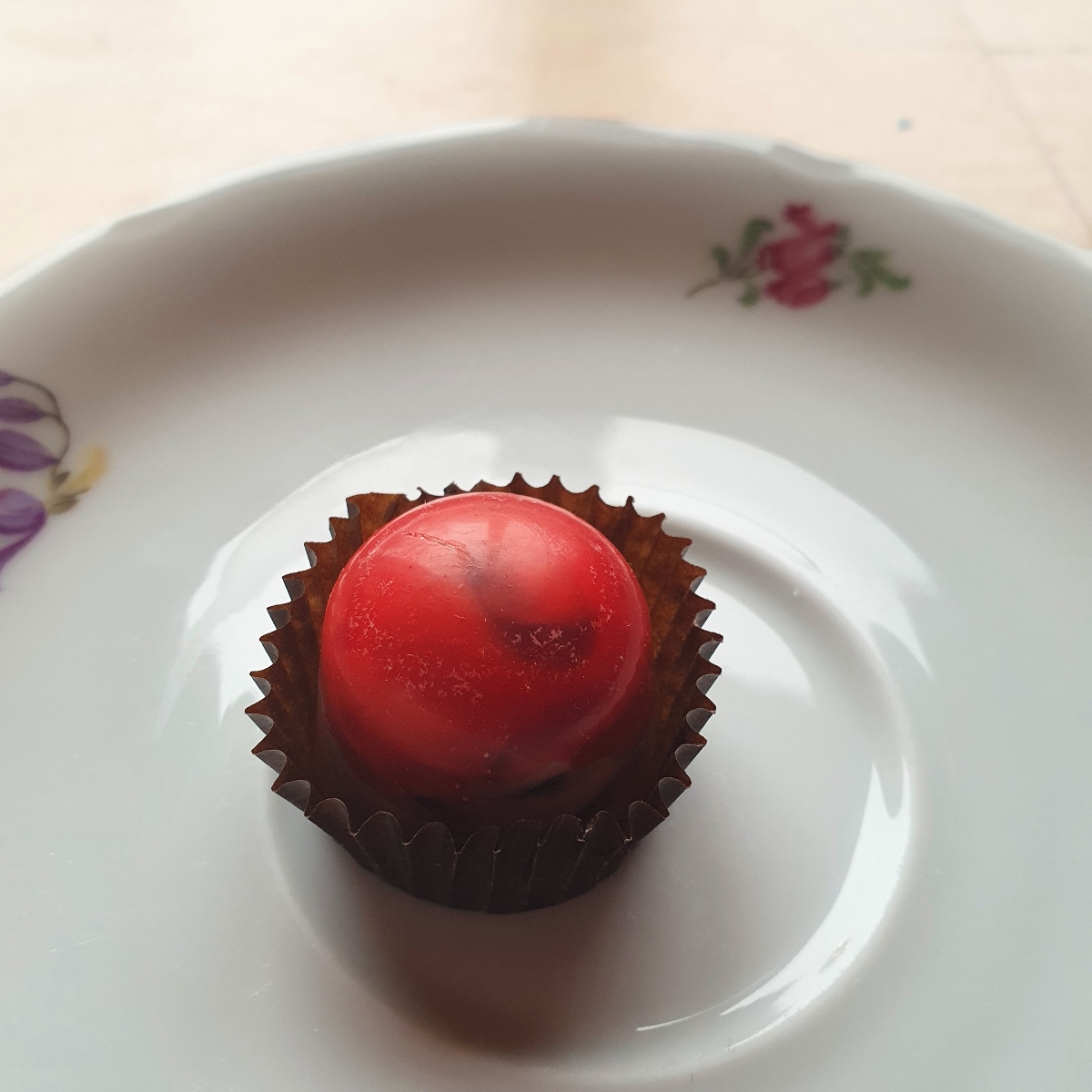 Mandel&Rose Praline from Fräulein Wunderlich backt - Vegan Product ...