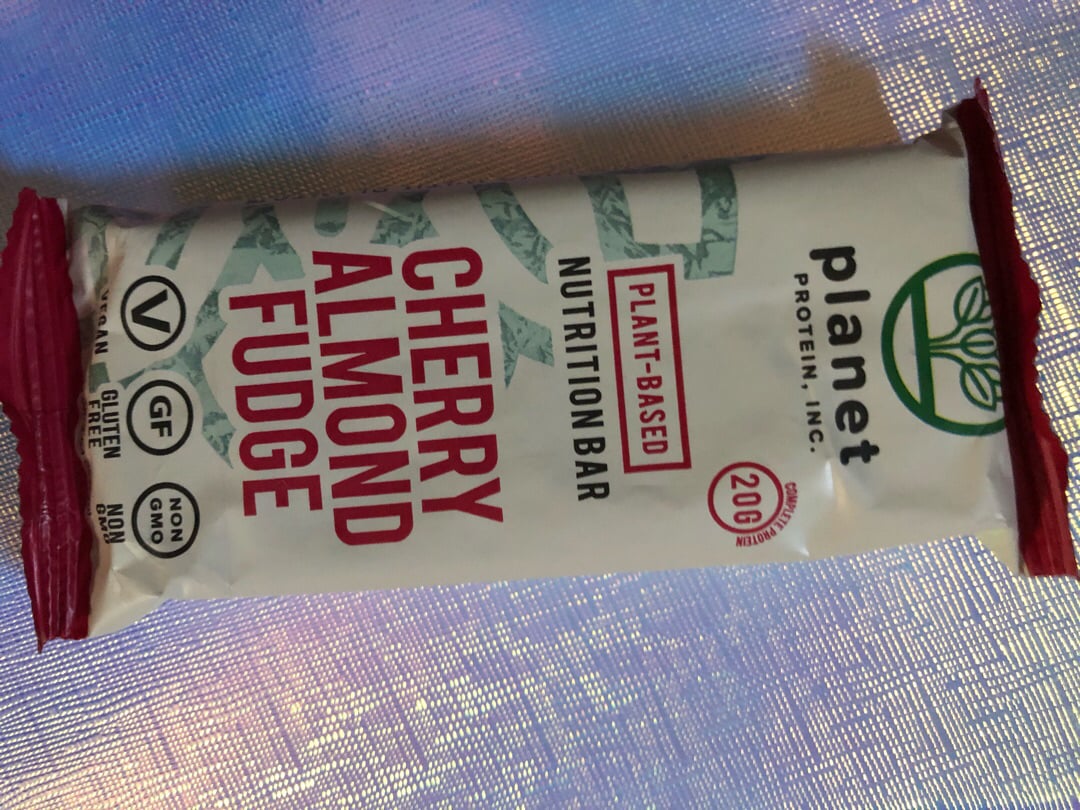 Planet Protein Inc. - Cherry almond fudge nutrition bar Review | abillion