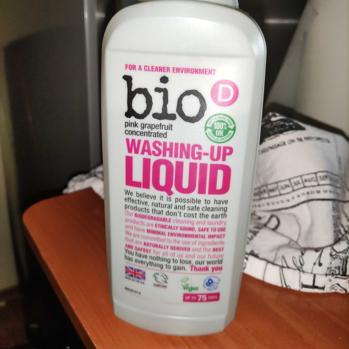 Pink Grapefruit Concentrated Washing Up Liquid from Bio-D - Vegan ...