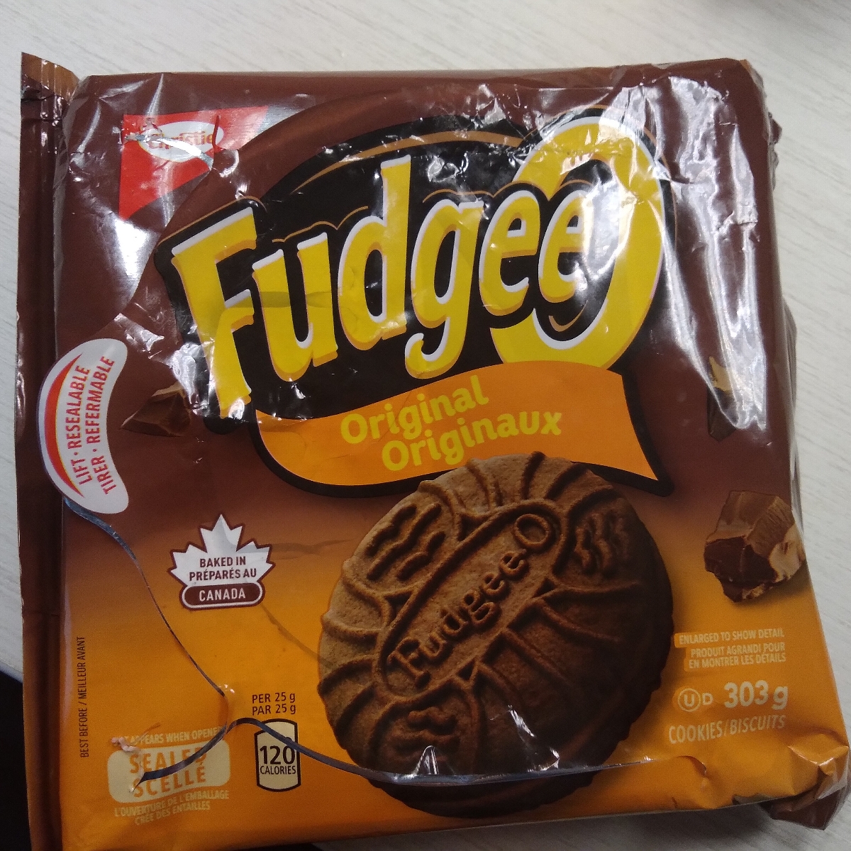 Fudgee Sandwich Cookie from Fudgee - Vegan Product Reviews & Ratings ...