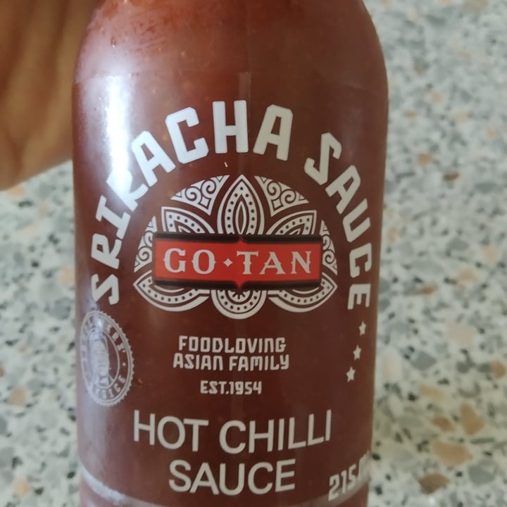 Go Tan Sriracha Hot Chili Sauce Review | abillion