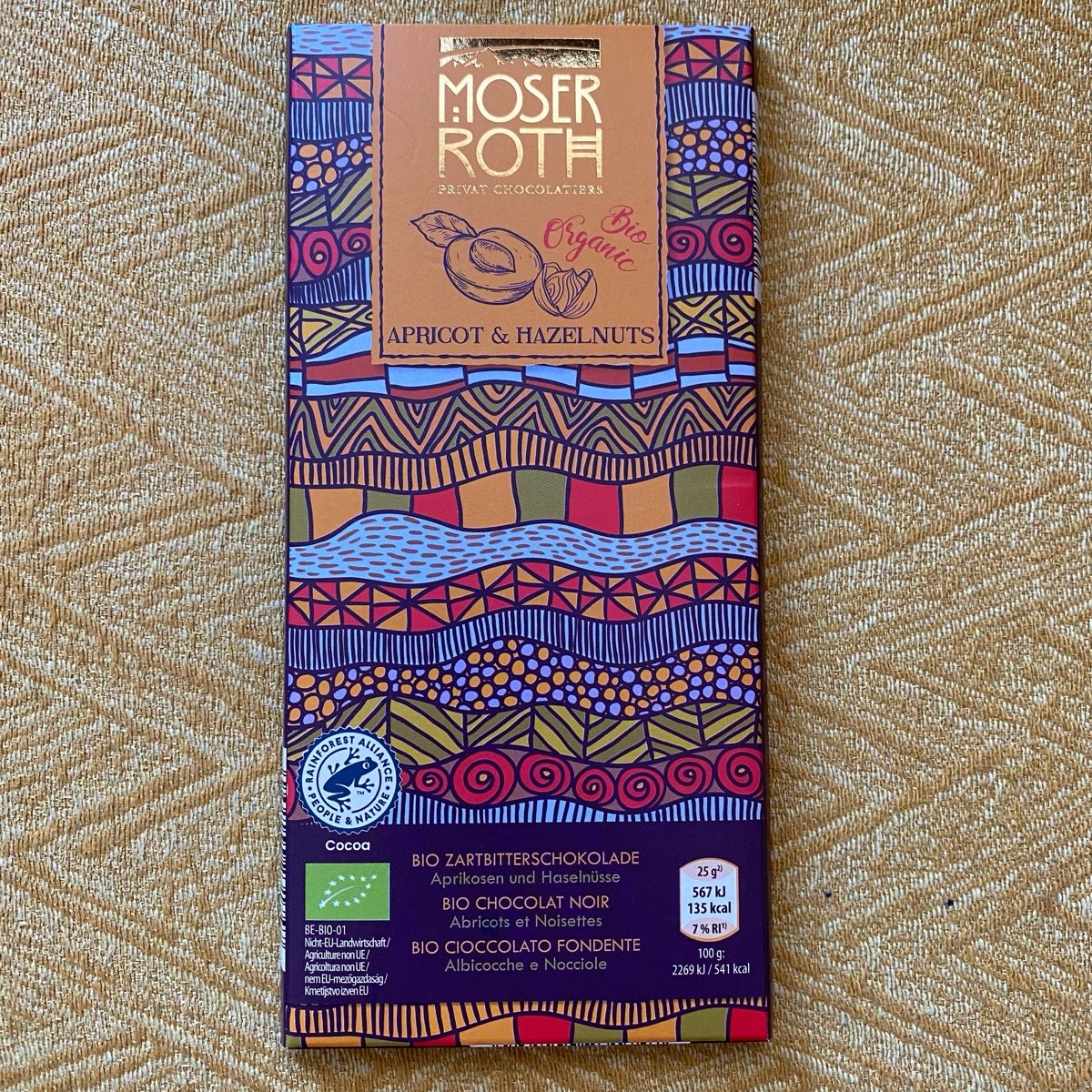 Apricot & hazelnuts from Moser Roth - Vegan Product Reviews & Ratings ...