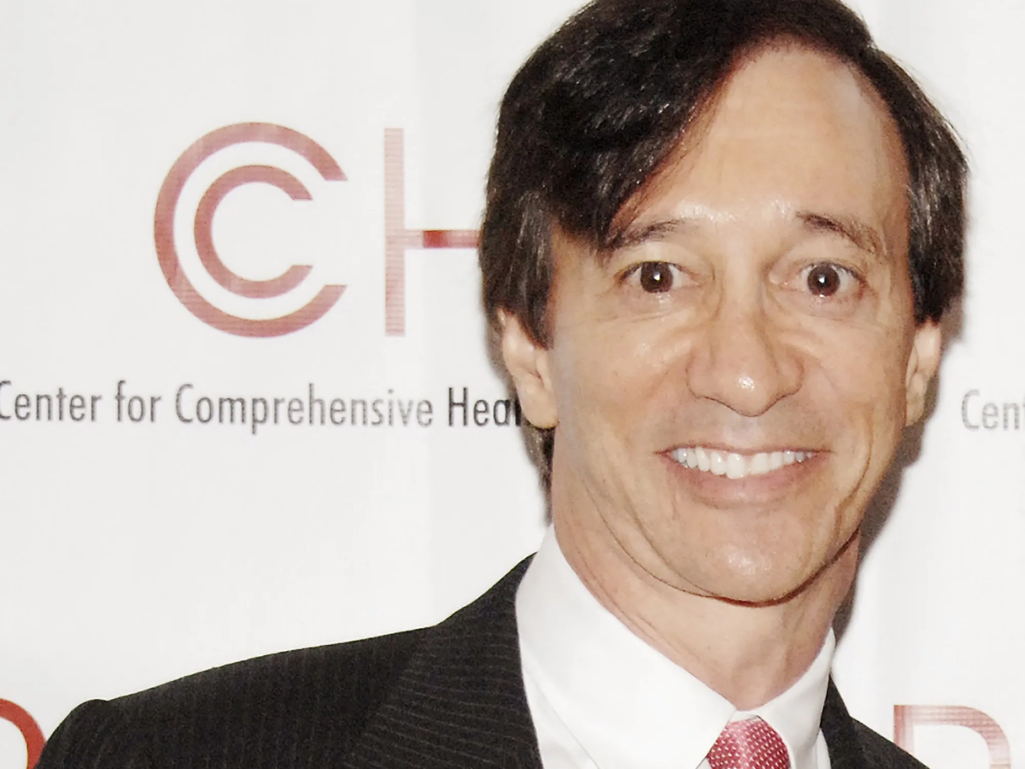 Howard Rubin’e cinsel istismar ve işkence suçlaması