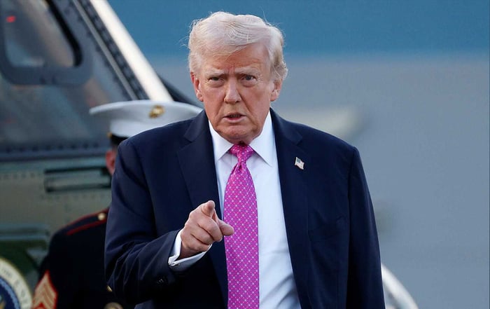 Trump Threatens Iran, Signals Action on Greenland