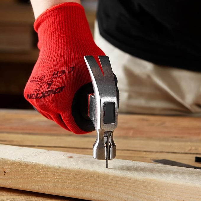 Dekton 8-oz Stubby Claw Hammer UK