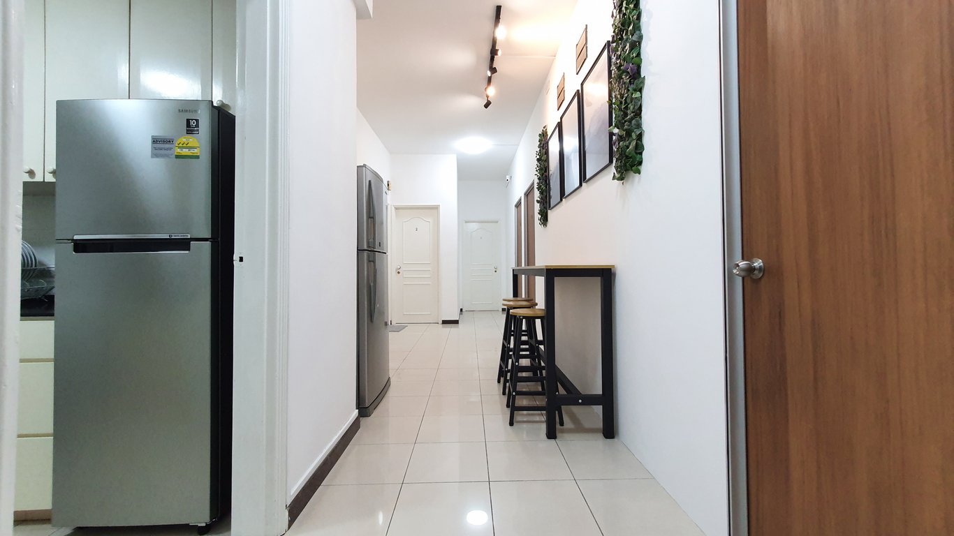 Condo Master Room for Rent at 34 Lorong Mydin, Bedok