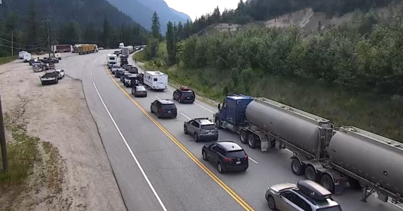 UPDATE: Hwy 1 closure west of Revelstoke now cleared