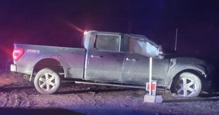 Impaired Okanagan driver takes out hydro pole, fire hydrant