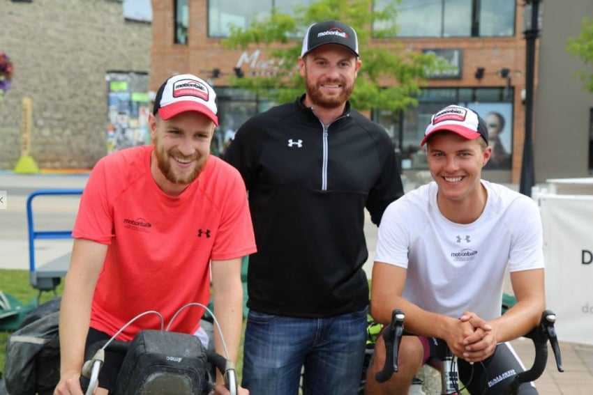 Ontario cyclists stop in Kelowna during cross-Canada bike ride