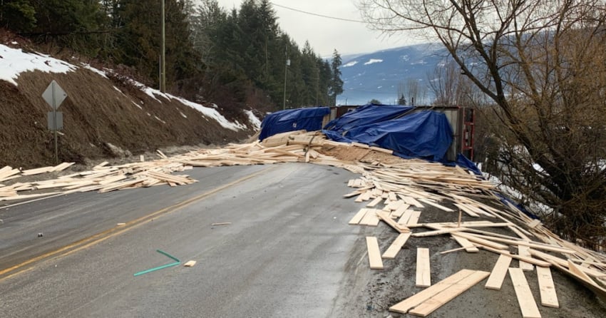 UPDATE: Hwy 97A expected to remain closed until this evening