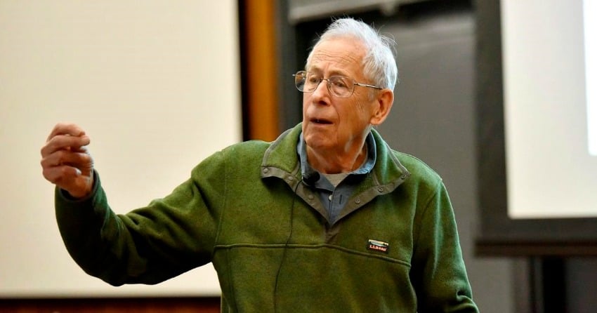Canadian James Peebles wins Nobel prize in physics