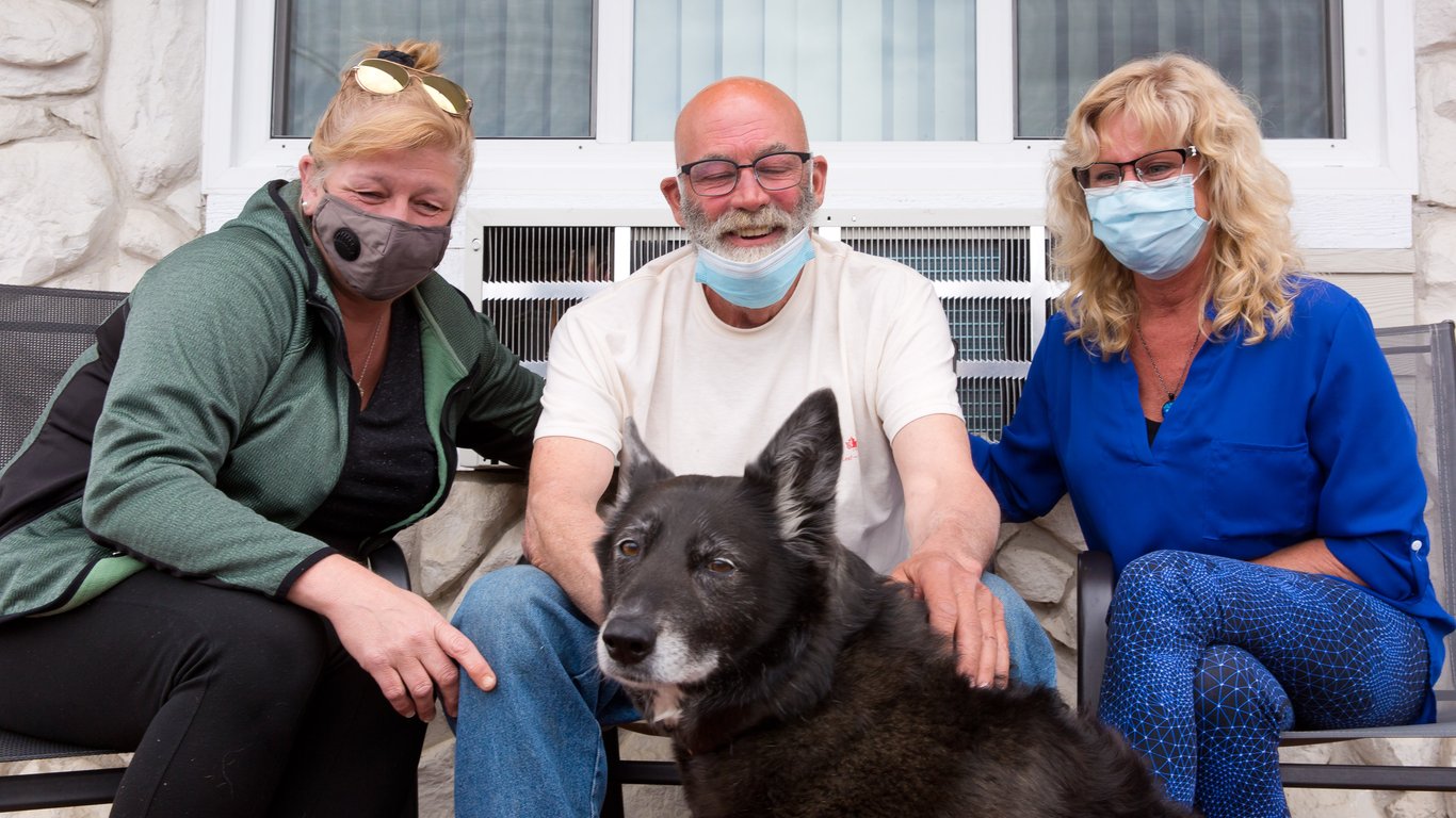 Motorhome on the way for formerly homeless Wayne McFadden and Singer