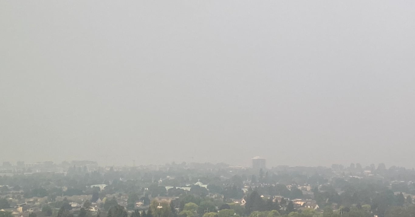 ‘Very high risk’: Widespread smoke causing poor air quality throughout ...