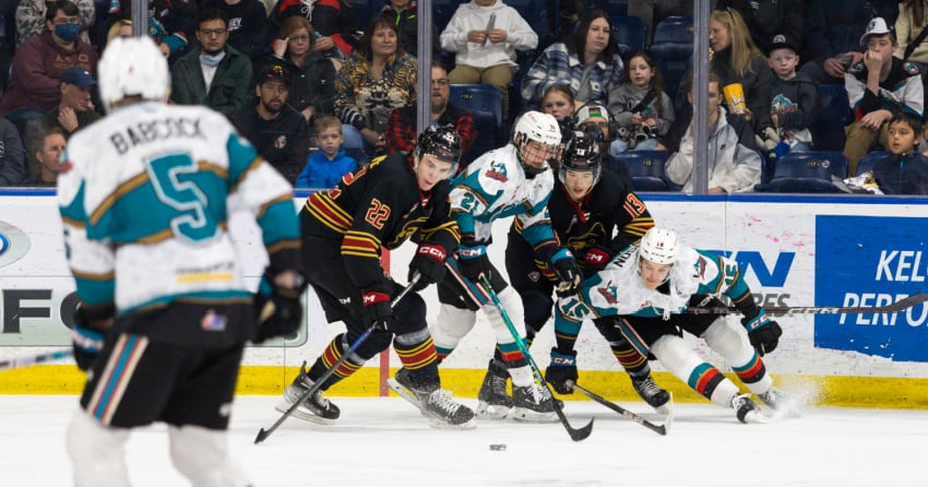 Rockets finish regular season with 5-4 victory over Giants