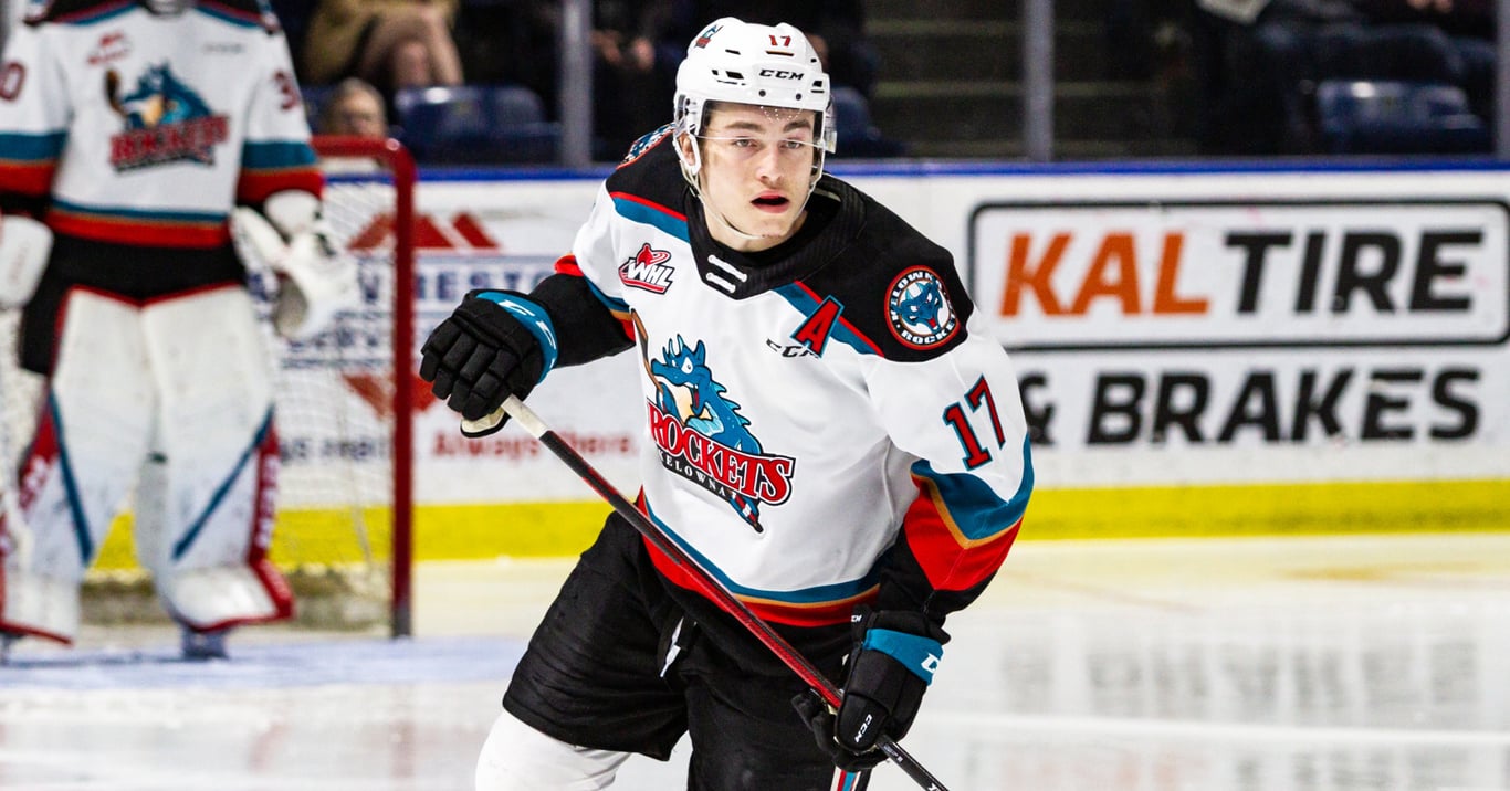 Blackhawks return Colton Dach to the Rockets