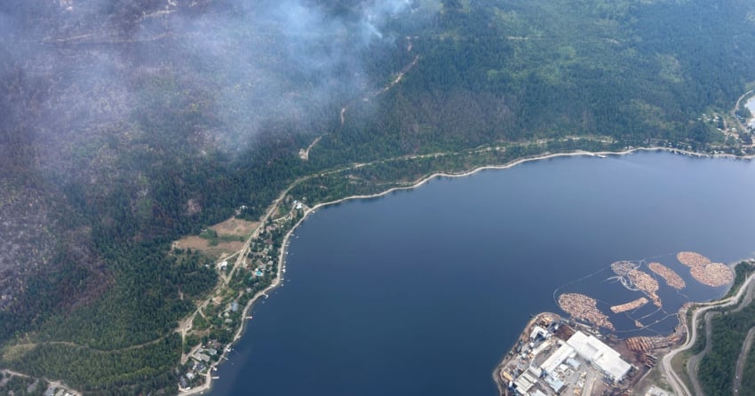 Improved visibility allow for better size estimate on Adams Lake wildfire