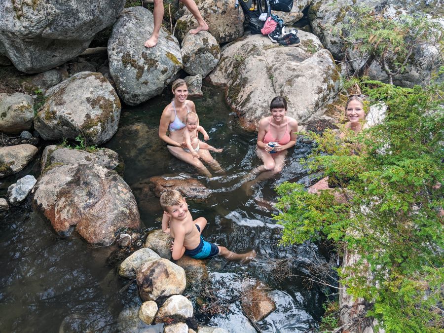 Nestling into Nature in Nakusp BC