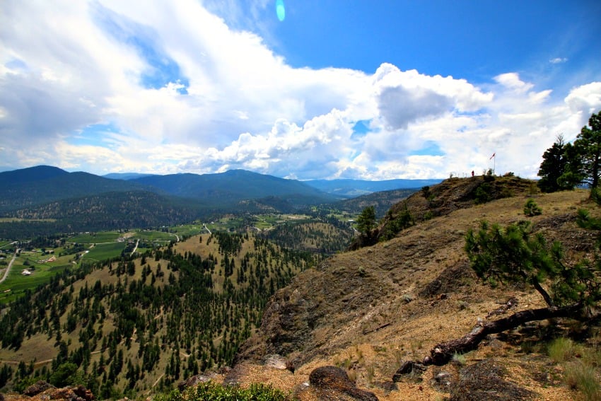 Check out the expansive views from the top of Giants Head!