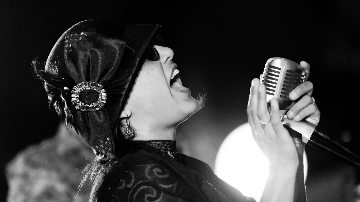 Vibrant vocalist Yanti gets personal with pro-produced pop ballad