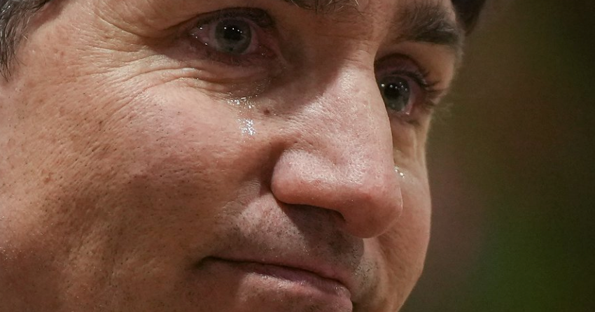 Trudeau in tears as Haida celebrate title agreement