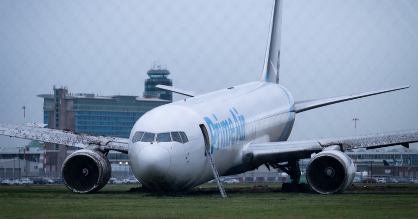 Amazon cargo jet removed after sliding off runway at Vancouver airport
