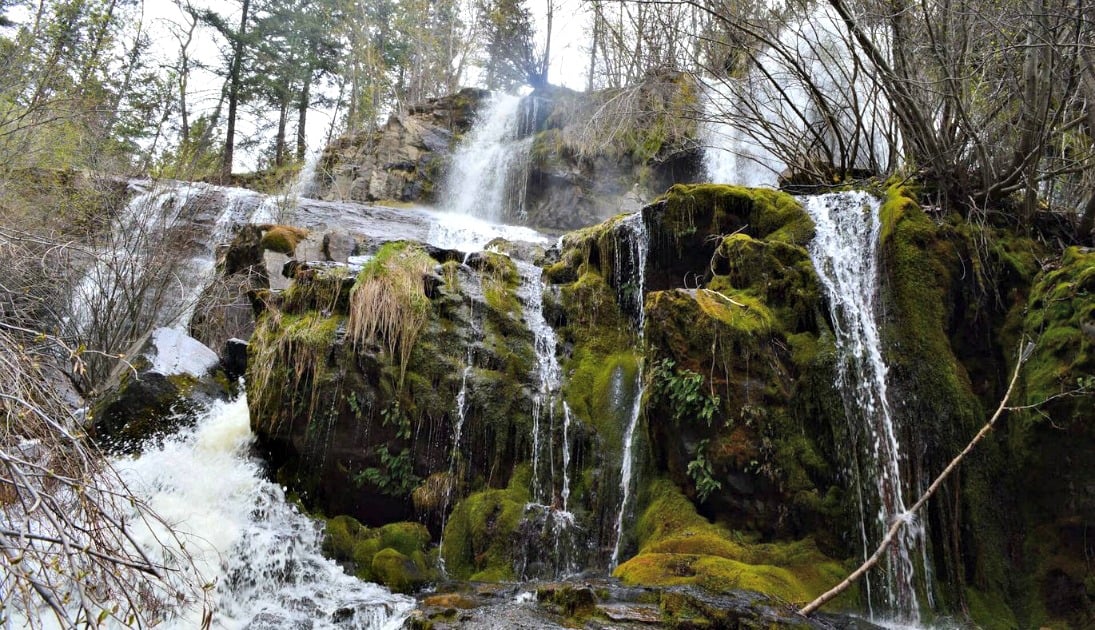 Breathtaking Waterfalls Found in Naramata