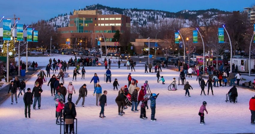 Stuart Park ice rink now open for the winter