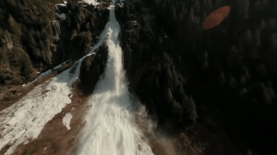 VIDEO: Man captures incredible aerial footage of avalanche on Vancouver ...