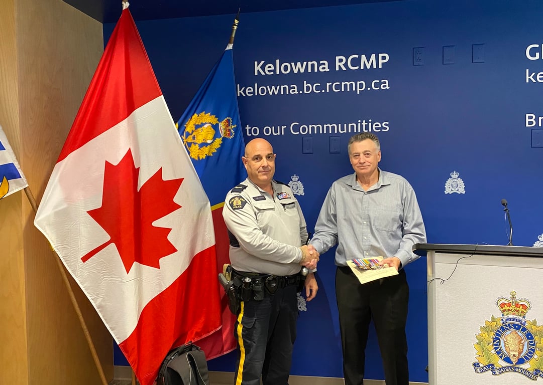 UPDATE: Kelowna RCMP return WW2 medals to rightful owner