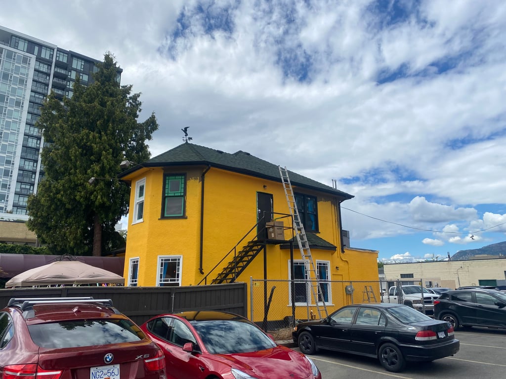 Historic 'Yellow House' re-opens as a Mexican restaurant