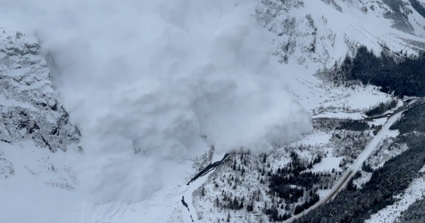 VIDEO: Massive avalanche triggered during control work in northwestern BC