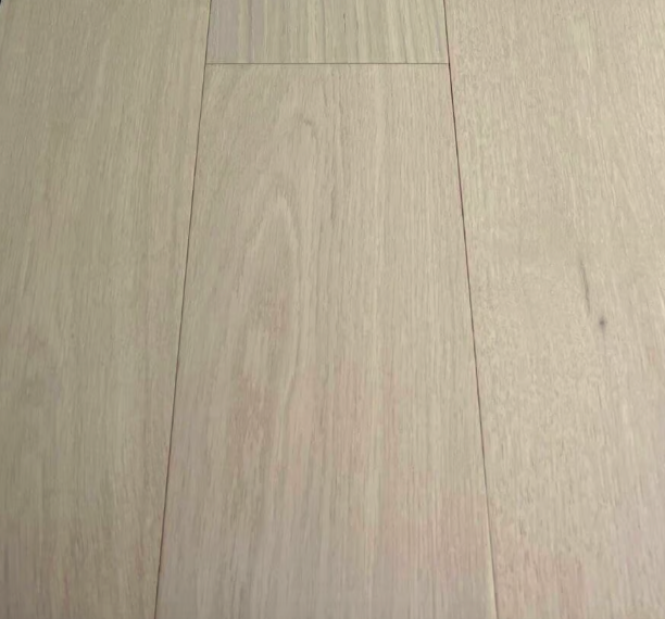 NAF Oak Engineered Hardwood Flooring in Ontario, Canada.