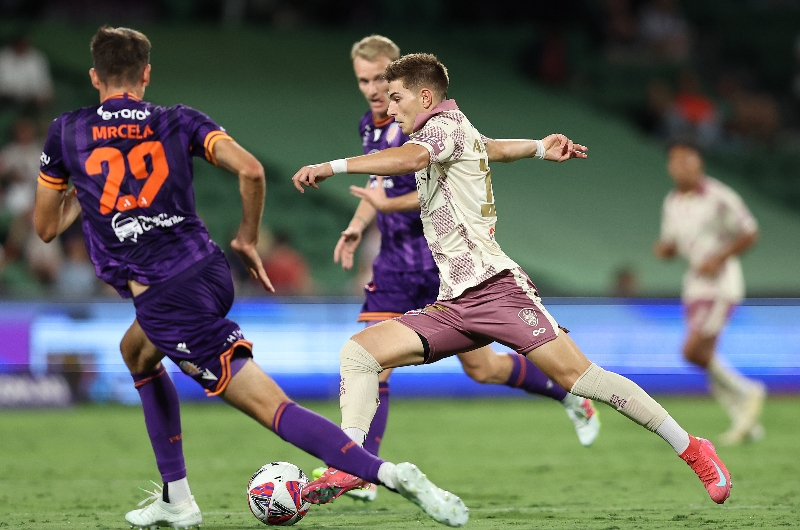 Perth Glory vs Brisbane Roar Tips & Prediction - More misery for ...