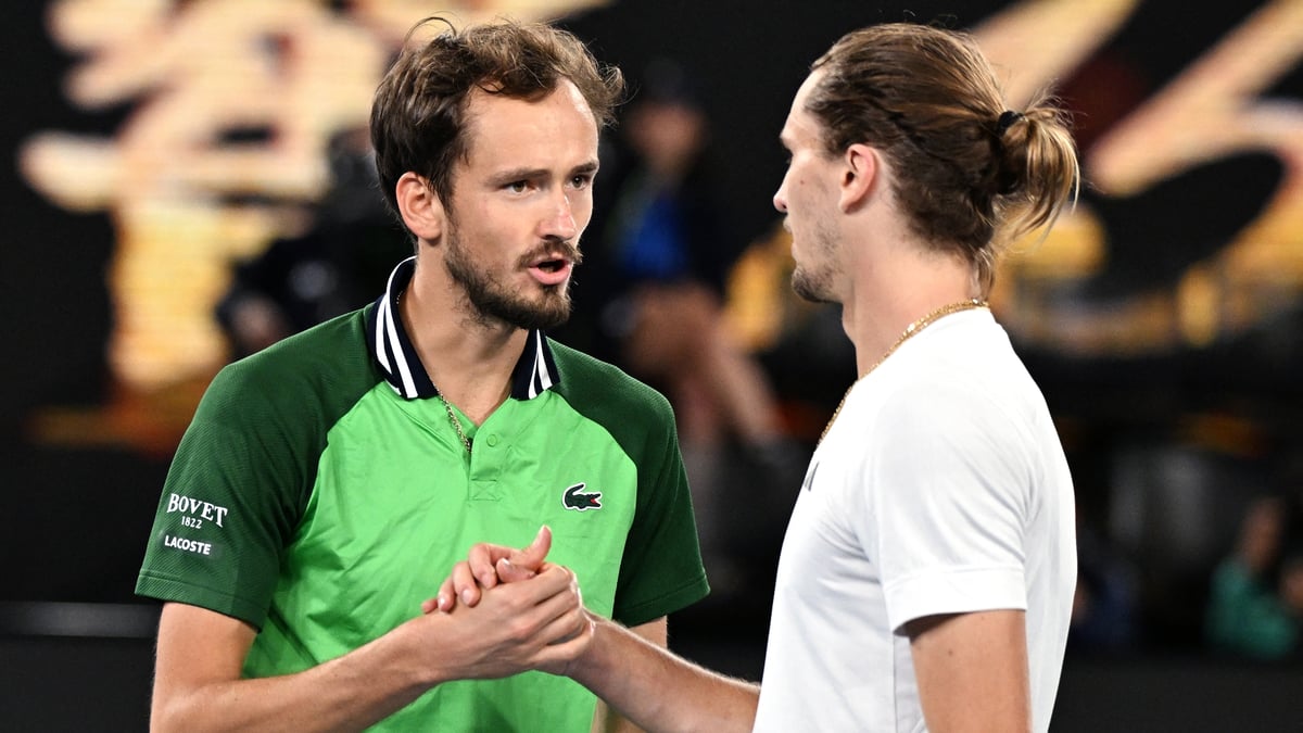Daniil Medvedev vs Alexander Zverev Live Stream & Predictions