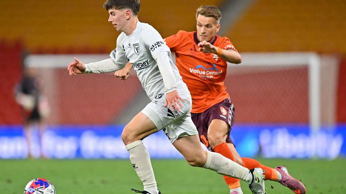 Macarthur FC vs Brisbane Roar Tips & Prediction - Roar to go seven ...