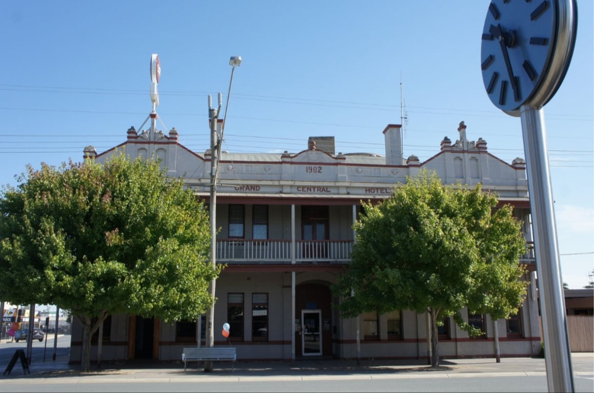Cobram Hotel Poker Event Disrupted by Alleged Chip Manipulation