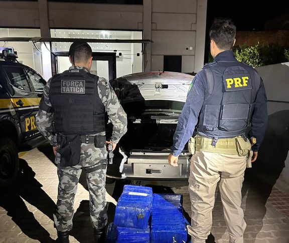 PRF e BM apreendem quase 100 kg de maconha após 20 quilômetros de fuga ...