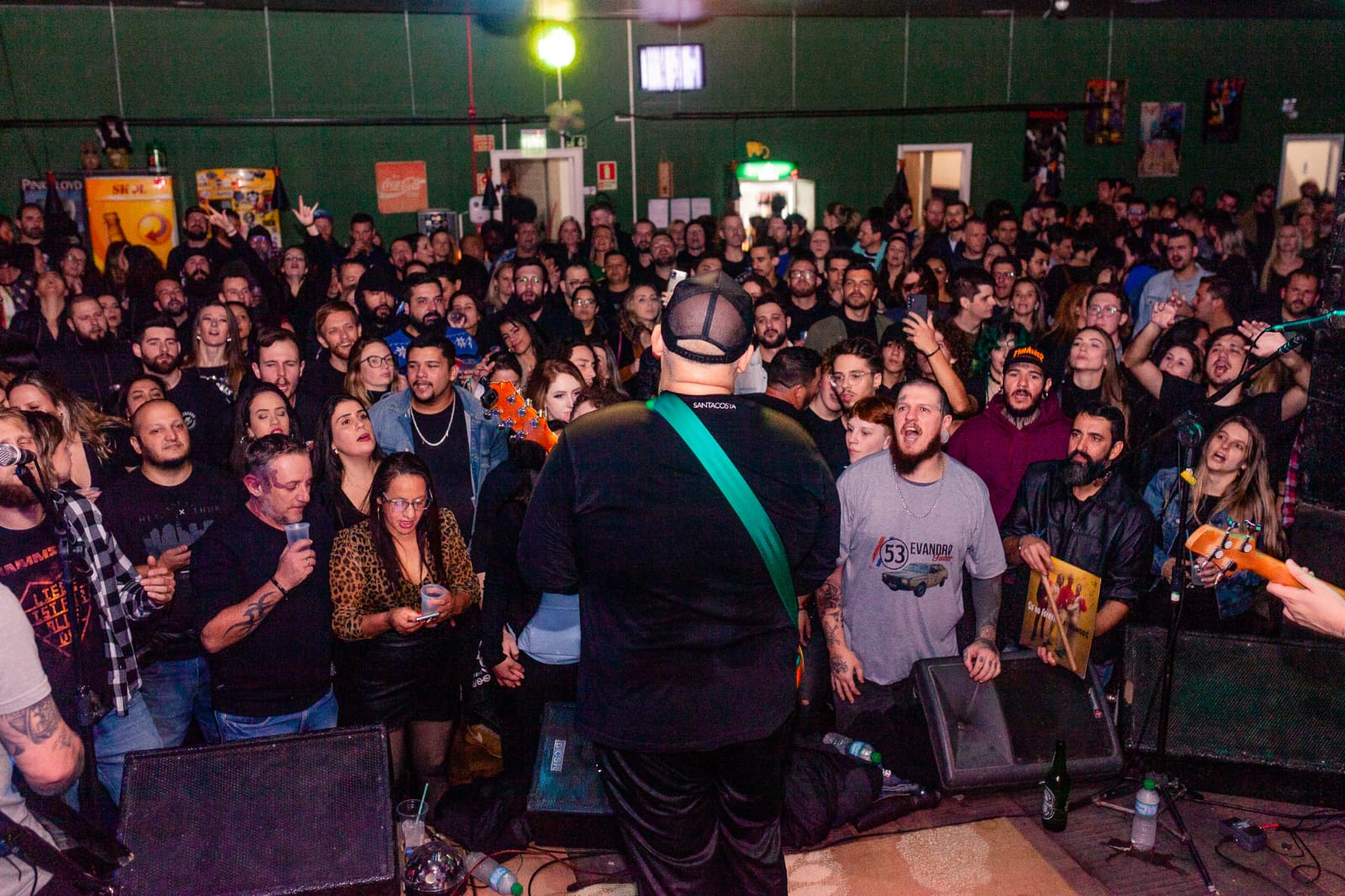 Digão, Duda Calvin e Badauí cantam juntos em noite de rock histórica no ...