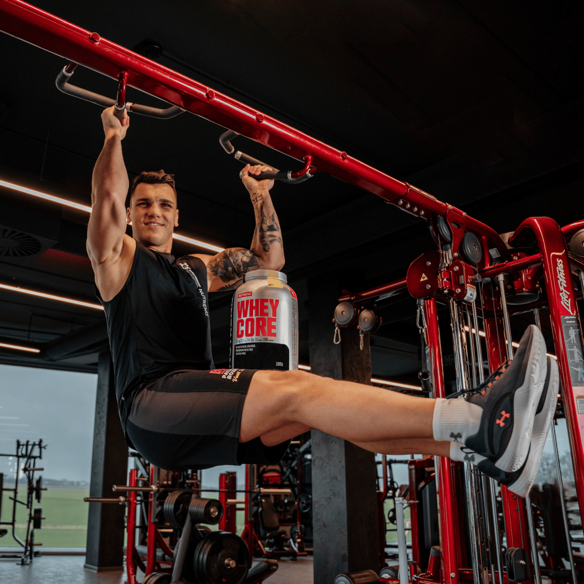 Whey Core, 1800 g, Jahoda, Syrovátkový proteinový koncentrát | Nutrend.cz