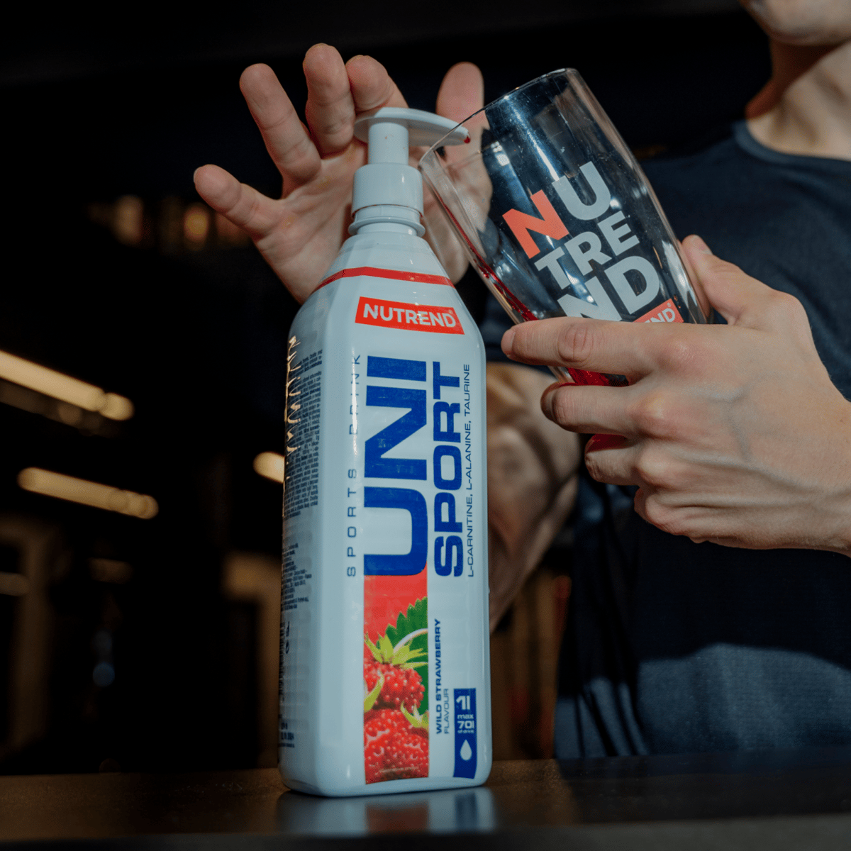 Unisport, 500 ml, Lemon, Hypotonic sports drink | Nutrend.cz