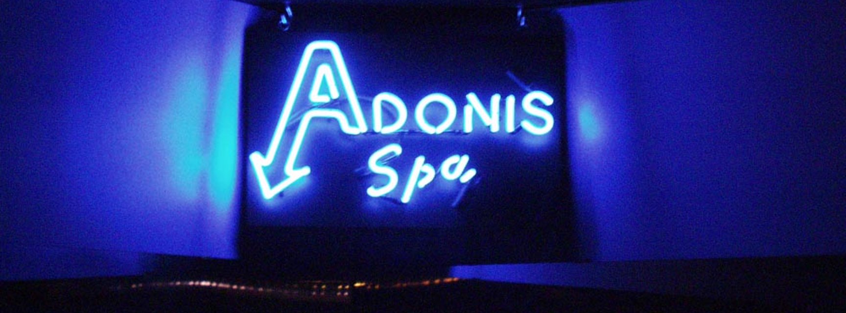 Adonis Men's Spa - Men's spa with hot tub, sauna, and dark room in ...