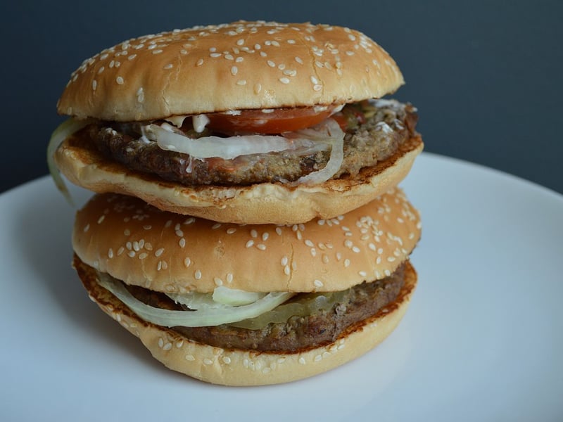 Bill adding exemptions to California's fast food minimum wage heads to ...