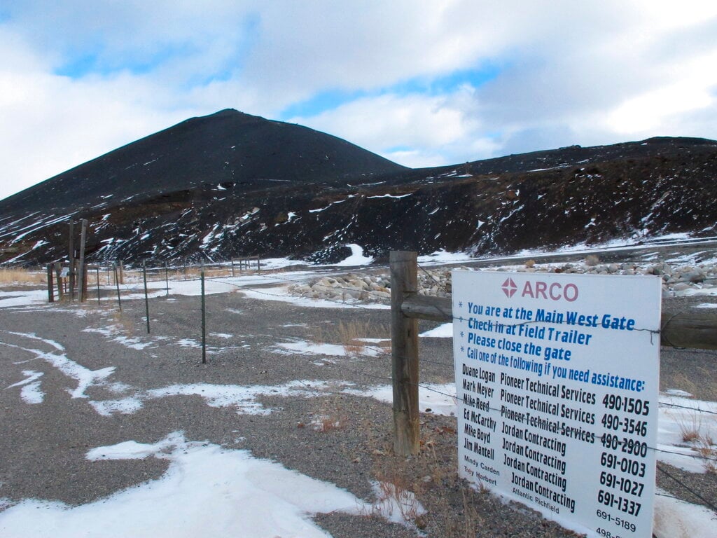 Arco Agrees to Pay $28 Million to Clean Up Montana Mining Town ...